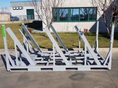 Specific metal racks | Ferrero Automotive